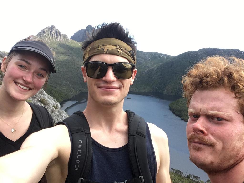 5 Things To Consider When Looking For a Travel Buddy