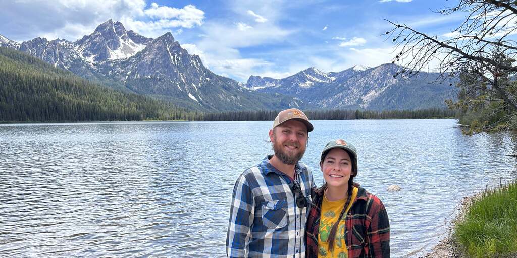 Exploring the World and Building a Business: The Extraordinary Story of ...